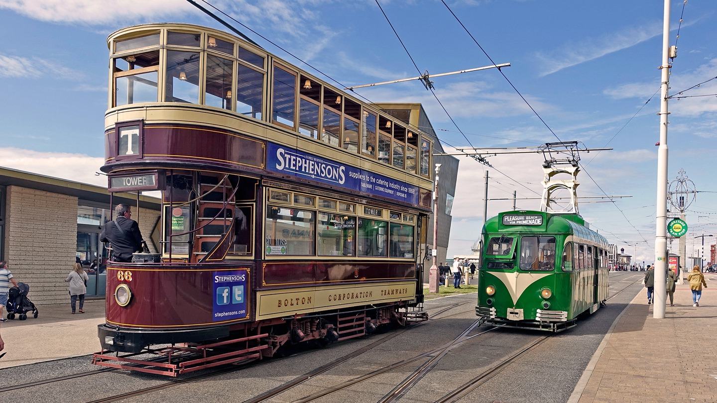 Qué diferencias hay entre un tren, un metro y un tranvía